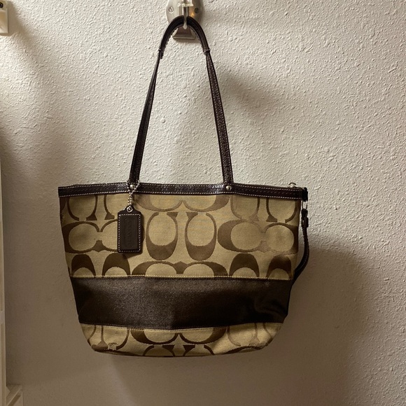 Coach | Bags | Coach Signature Tote | Poshmark